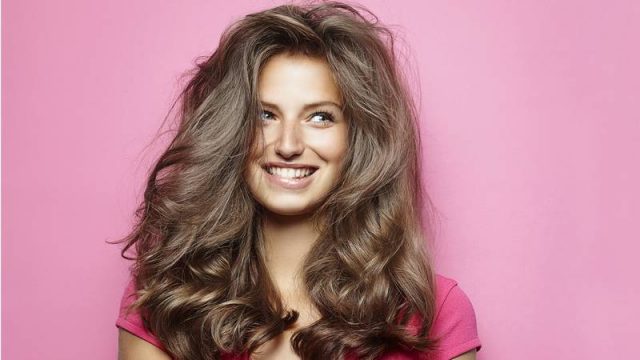 6 жизненно важных витаминов для роста волос